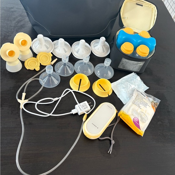 Medela | Other | Medela Freestyle Breastfeeding Essentials Kit | Poshmark